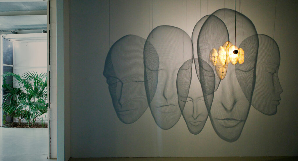 Human Chandelier – Arturo Álvarez Artwork